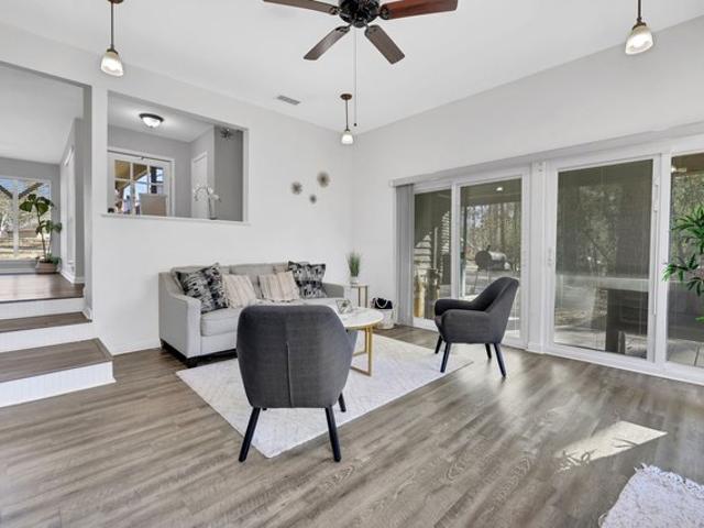 10 Driftwood Ln, Coldspring, TX 77331