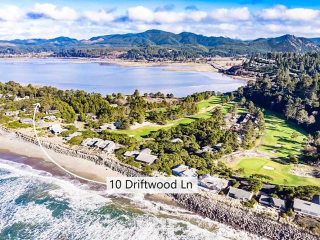 10 Driftwood Ln, Lincoln Beach, OR 97388