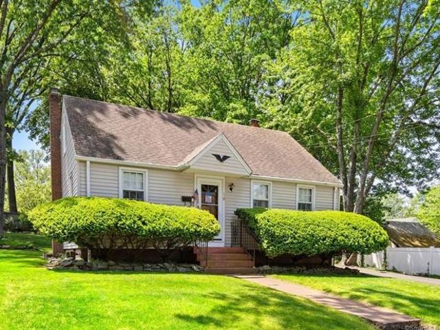 10 Durkin St, Manchester, CT 06040