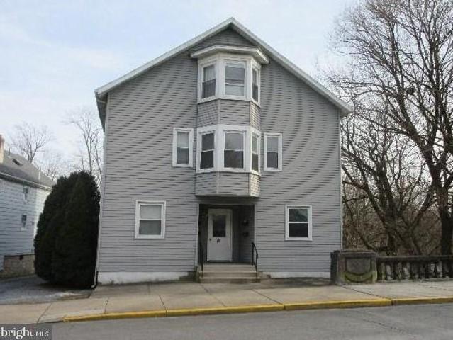 10 E Main St, Kutztown, PA 19530