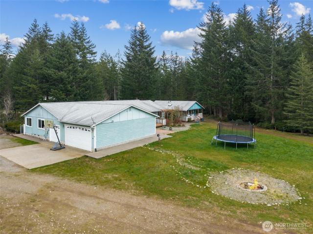 10 E Mooreview Ln, Shelton, WA 98584 | MLS #2496 | Compass