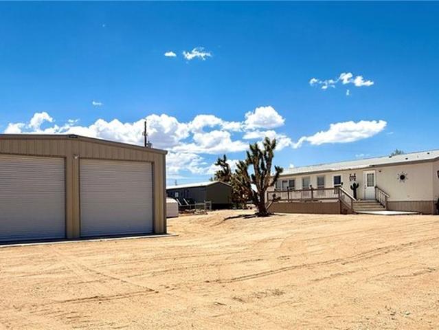 10 E Nims Ln, Meadview, AZ 86444