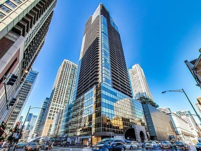 10 E Ontario St Apt 4103, Chicago, IL 60611
