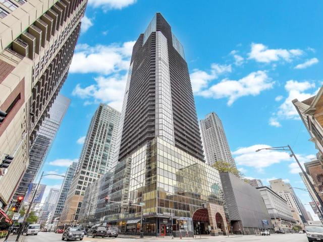 10 E Ontario Street # 1303