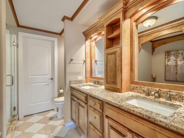 10 E Burlington St, Unit 3B, Riverside, IL 60546 | MLS #12701