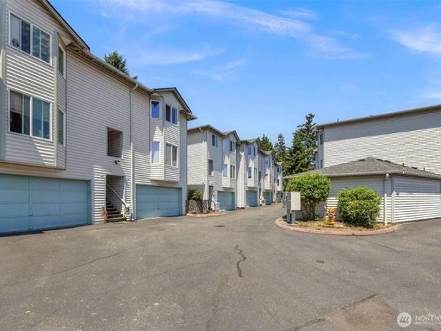 10 E Casino Rd Apt 4, Everett, WA 98208