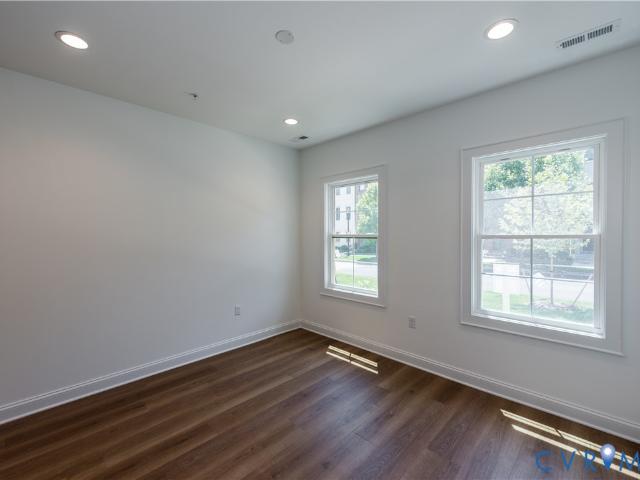 10 E Cary Street