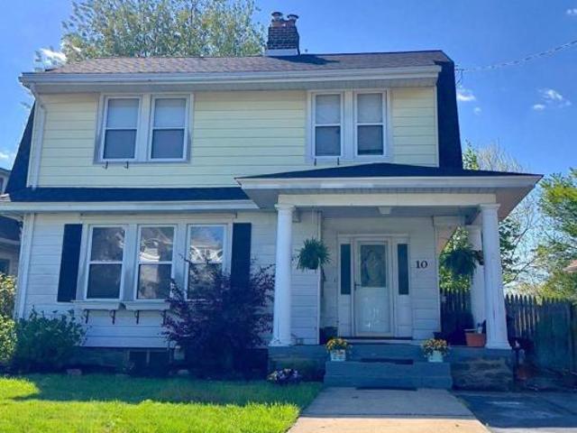 10 E Chelton Rd, Brookhaven, PA 19015