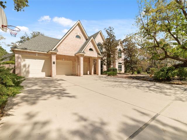 10 E Rock Wing Pl, The Woodlands, TX 77381 | Compass