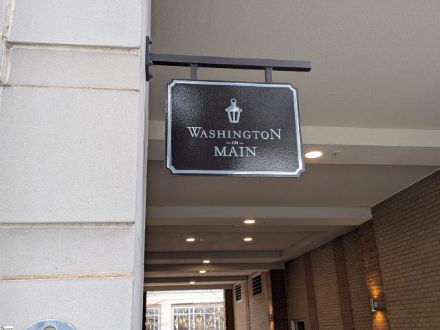 10 E Washington Street # #3G