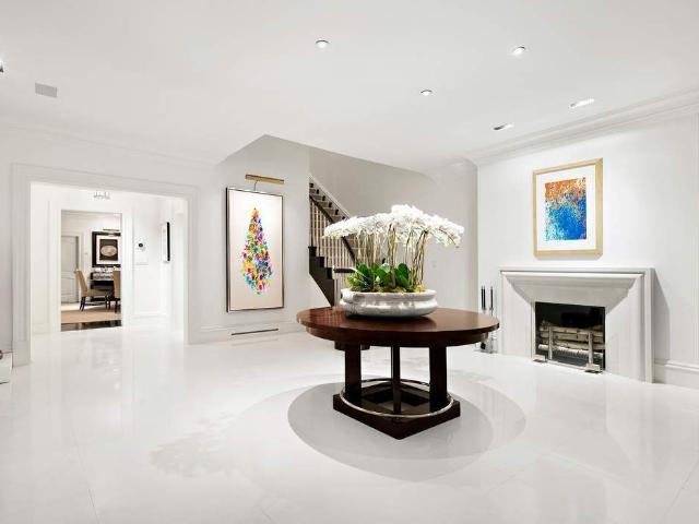10 E 73rd Street