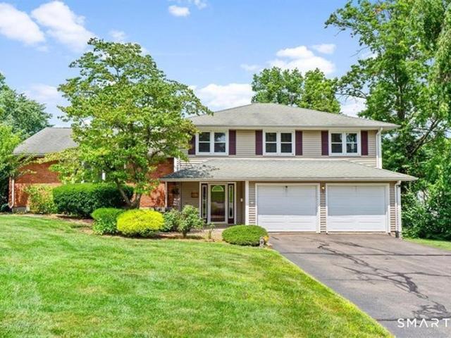10 Eastwood Rd, West Hartford, CT 06117