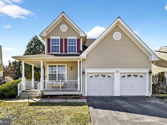 10 Eldridge Dr, Robbinsville, NJ 08691