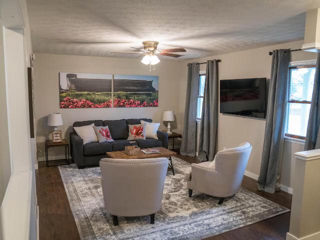 10 Ellen Kay Drive