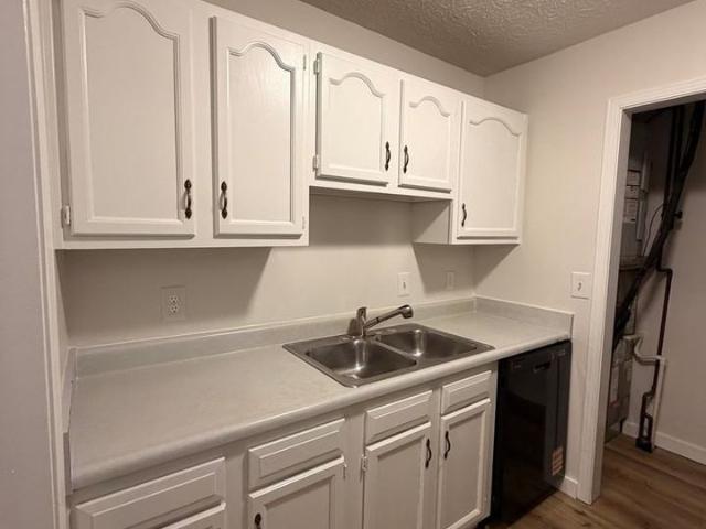10 Emerald Pines 1 Bedroom Apartment for Rent at 10 Emerald Pines Ct, Lafayette, IN 47905