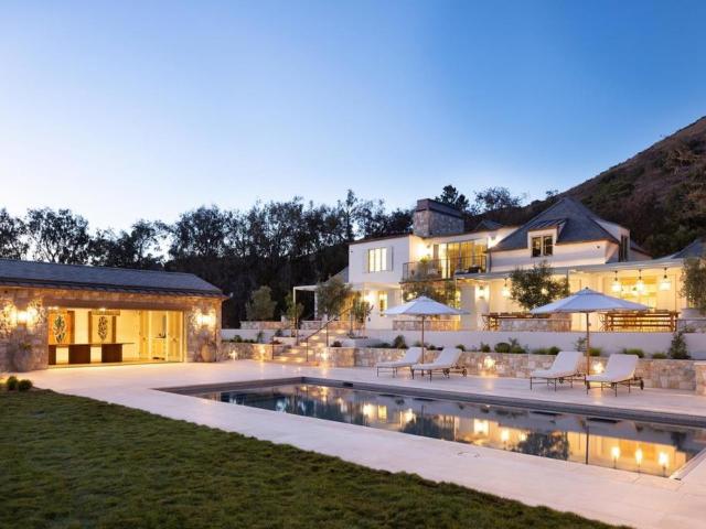 10 Encina Drive