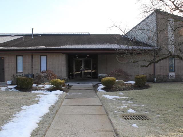 10 Esquire Road 11C
