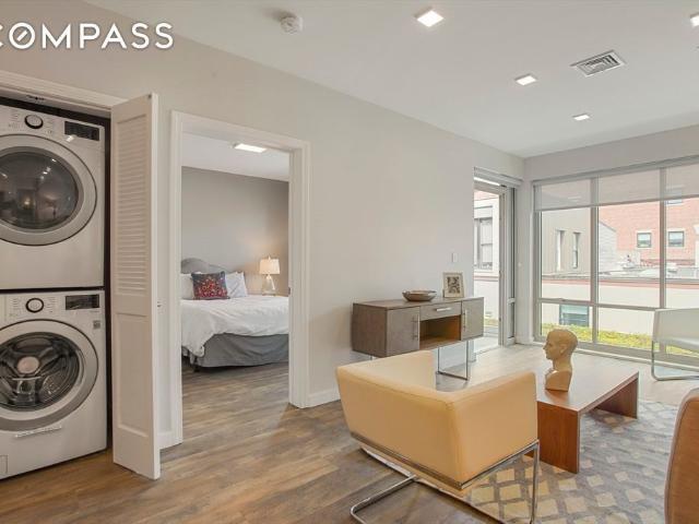 10 Essex St 407, Cambridge, MA