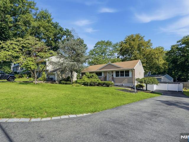 10 Euclid Avenue