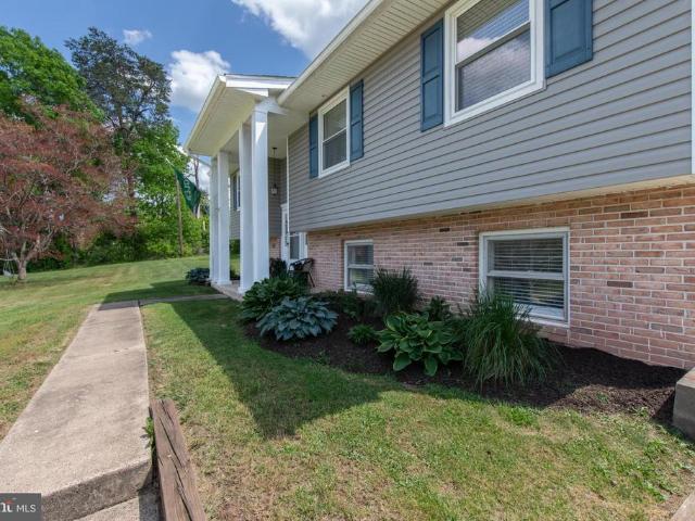 10 Evangeline Drive