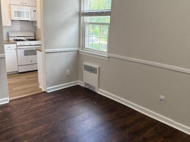 10 F Parkway Village, Cranford Twp. Us, nj
