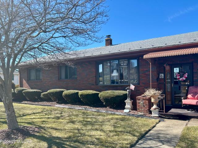 10 Fairlawn Drive