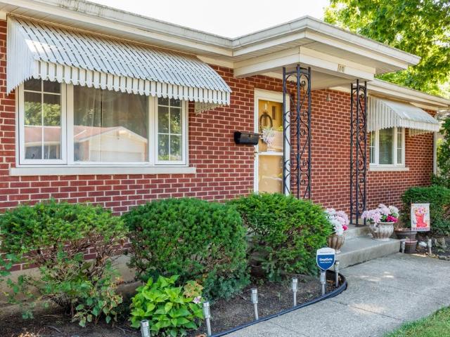 10 Faye Drive