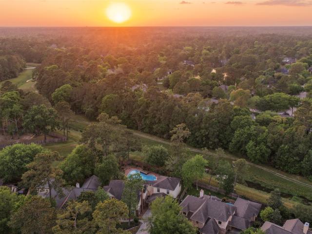 10 Featherfall Place