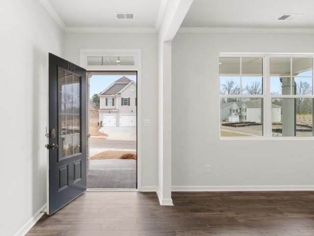 10 Fothergilla Way