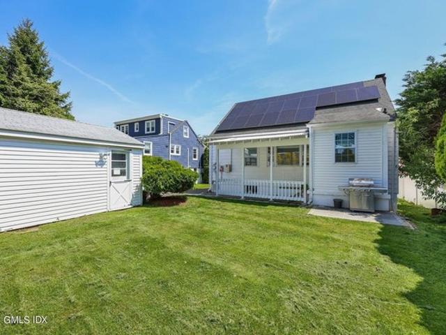 10 Fletcher Ave, Greenwich, CT 06831