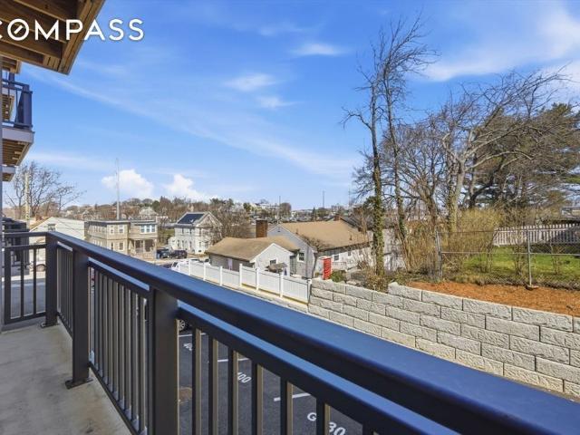10 Franklin Ave 105, Revere, MA
