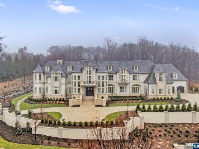 10 Frick Dr, Alpine, NJ 07620 | MLS #26009 | Compass
