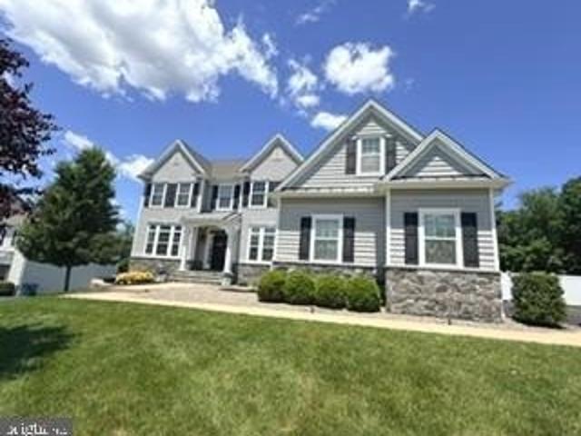 10 Gallop Ln, West Chester, PA 19380