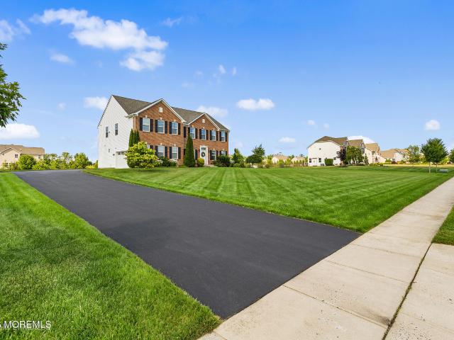 10 Gina Drive