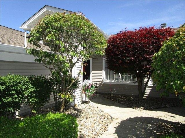 10 Golfwood Dr Unit 10, Wilmerding, PA 15148