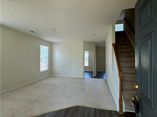 10 Glenrose Court