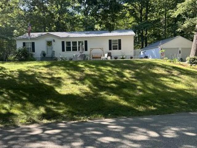 10 Harvey Brook Rd, Wolfeboro, NH 03894