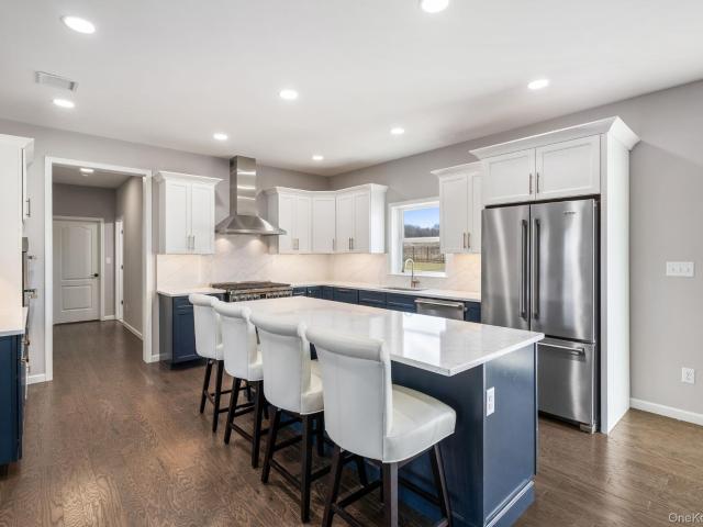 10 Harrier Ridge Drive