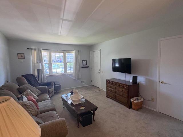 10 Haven Drive Unit B