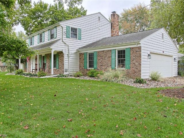 10 Hawthorne Drive