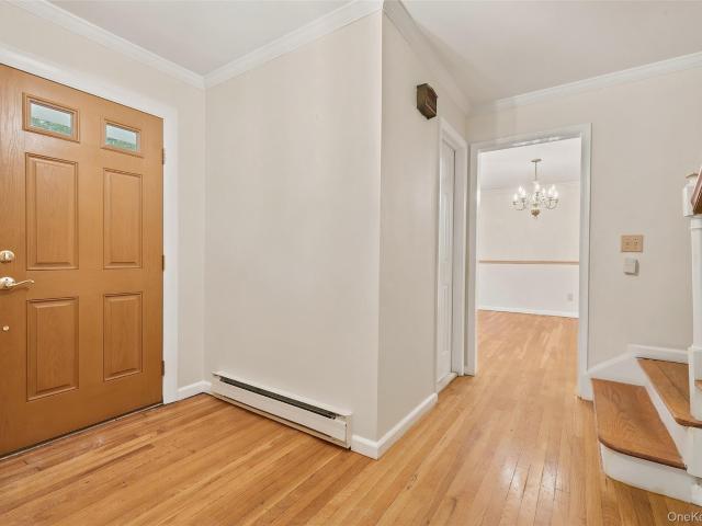 10 Hawthorne Way