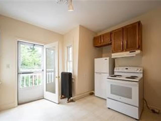 10 Hendricks Street 2