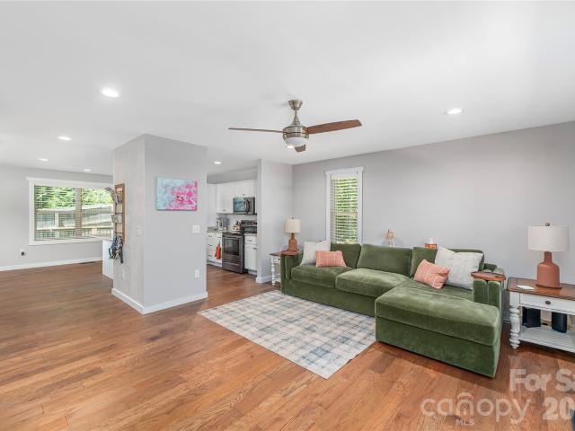 10 Hi Alta Avenue