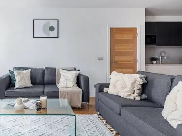 10 High Timber St | Studio apartment for rent #165119026 | Rentberry