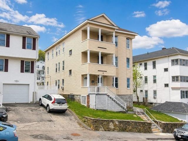 10 Hillside St, Worcester, MA 01610