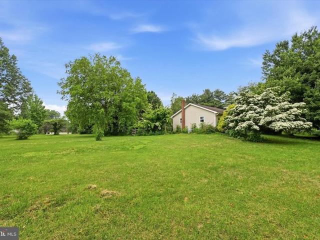 10 Homestead Ln, Cochranville, PA 19330