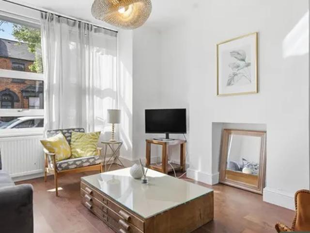 10 Holberton Gardens, London, NW10 6BA, United Kingdom | 3 bed house for rent #168046609 | Rentberry