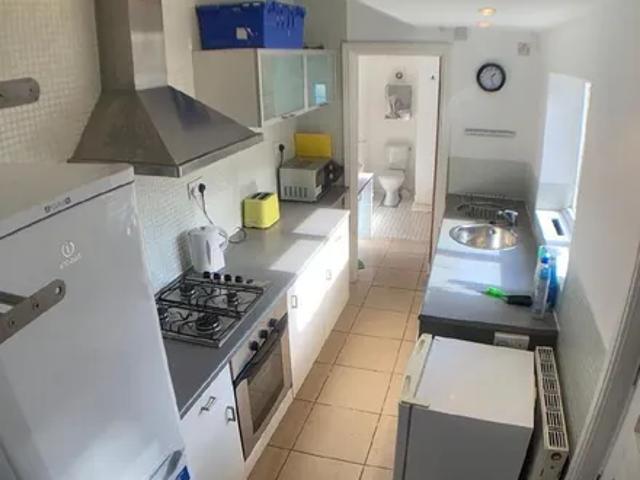 10 Holly Place, Stirchley, B29 7LZ, United Kingdom | Room for rent #139404673 | Rentberry