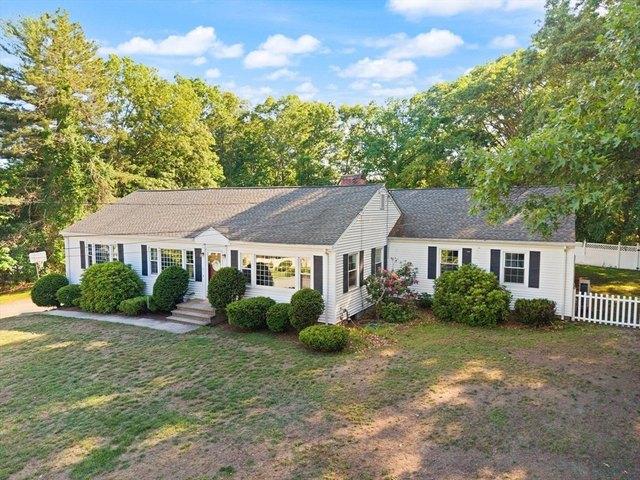 10 Hornbeam Hill Rd, Chelmsford, MA 01824