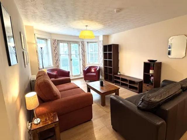 10 Huntingdon Place, City of Edinburgh, EH7 4AT, United Kingdom | 2 bed apartment for rent #167852006 | Rentberry